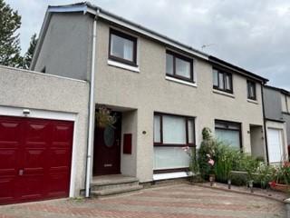 Collieston Way, Bridge of Don, Aberdeen, AB22 3 bed semi-detached house ...
