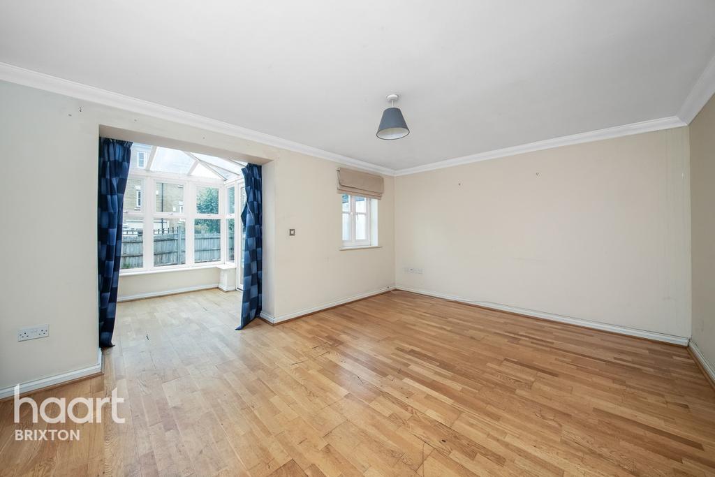 Brockwell Park Row, London, SW2 4 bed terraced house - £900,000