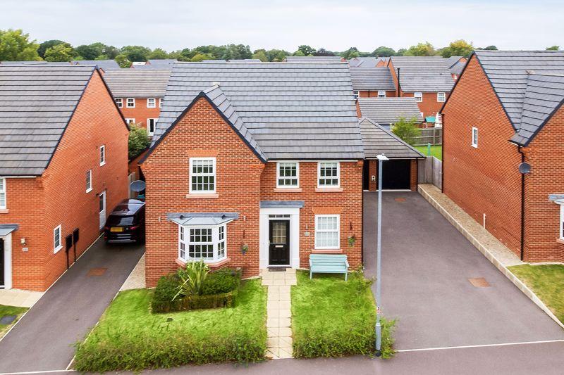 Yew Crescent, Congleton 4 bed detached house - £535,000