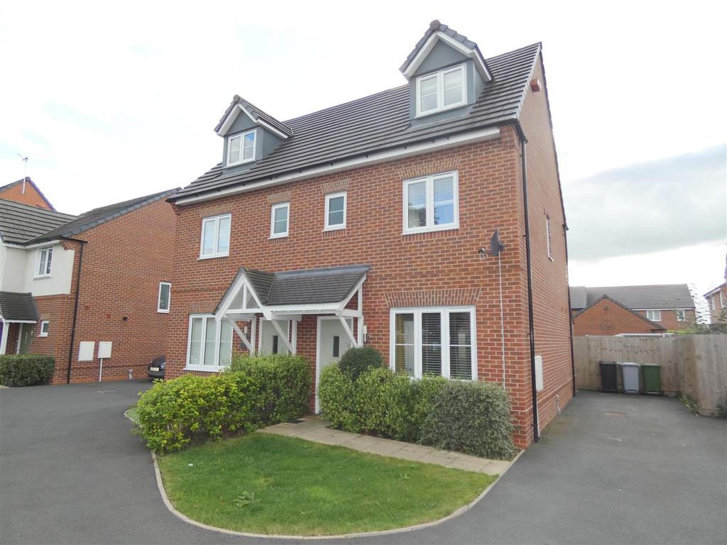 Gordon Geddes Way, Crewe 3 bed semi-detached house - £225,000