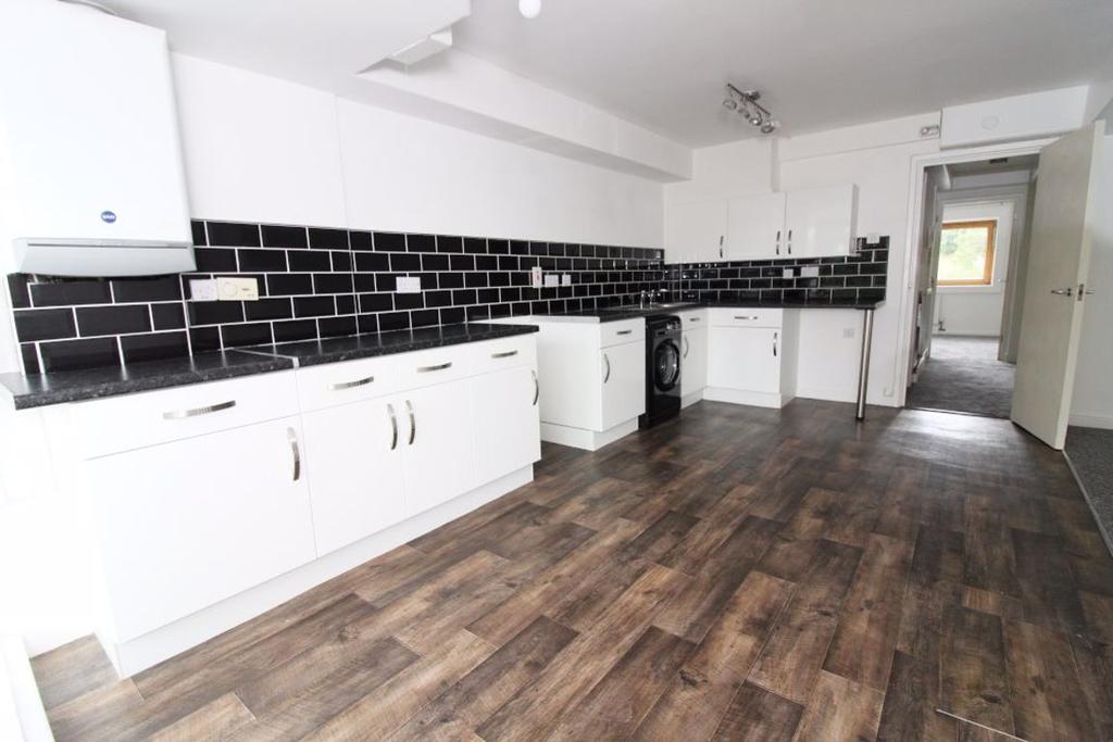 S2 - High Pavement Row - Available now 1 bed flat - £675 pcm (£156 pw)
