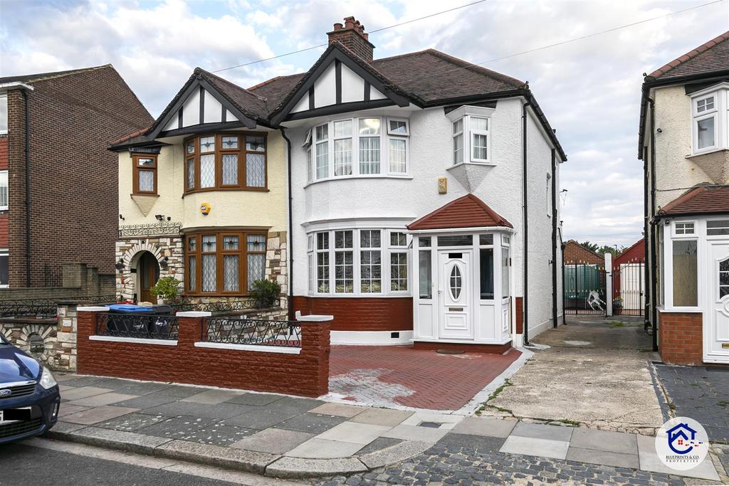 Oakfield Gardens, London 3 bed semi-detached house - £550,000