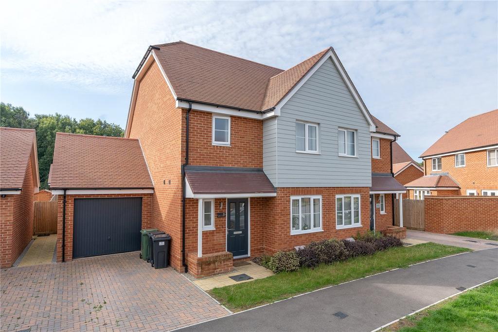 Sendles Field, Otham, Maidstone, ME15 3 bed semi-detached house - £425,000