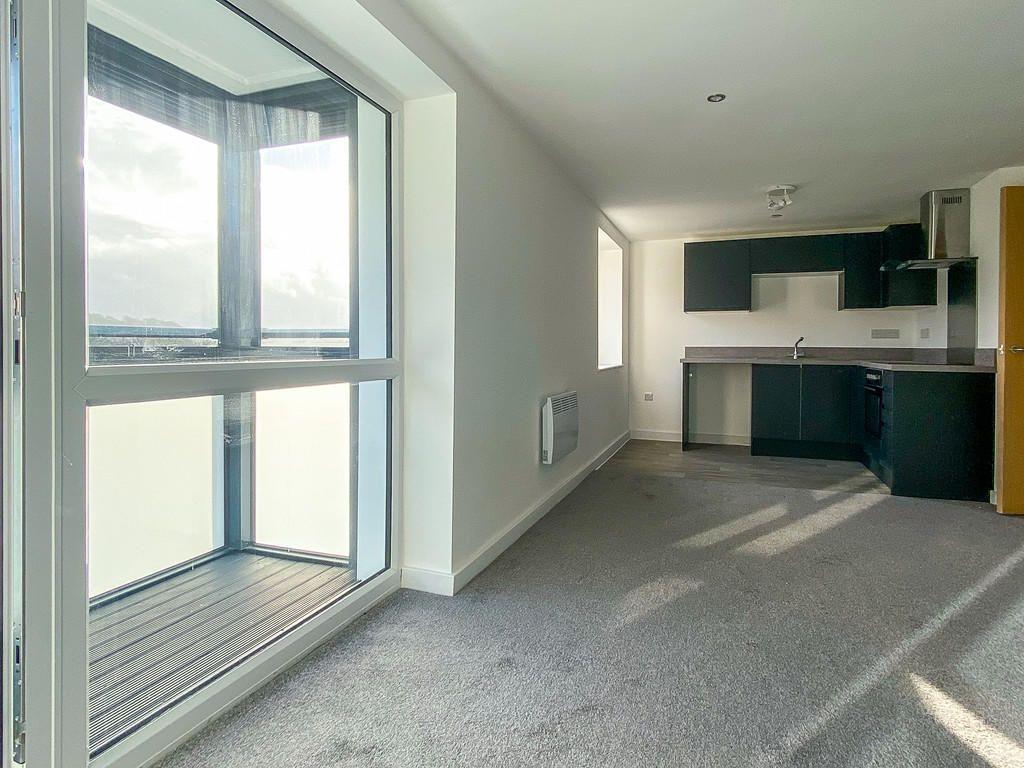 Wheatley Court, Halifax, HX2 8QN 1 bed flat - £550 pcm (£127 pw)