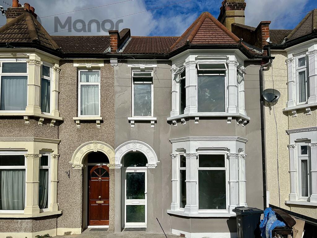 Audrey Road, Ilford, IG1 2DY 3 bed terraced house - £2,200 pcm (£508 pw)