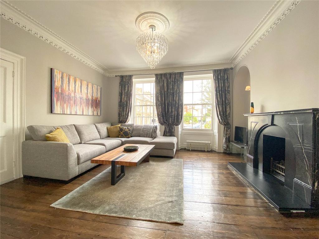 St Thomas Crescent, Newcastle Upon... 2 bed duplex - £1,500 pcm (£346 pw)