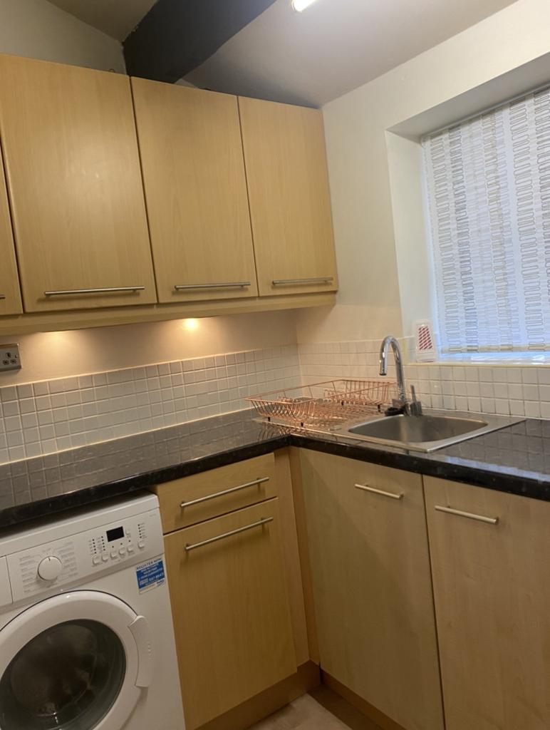Lidget Street, Huddersfield, West... 2 bed terraced house - £525 pcm (£ ...