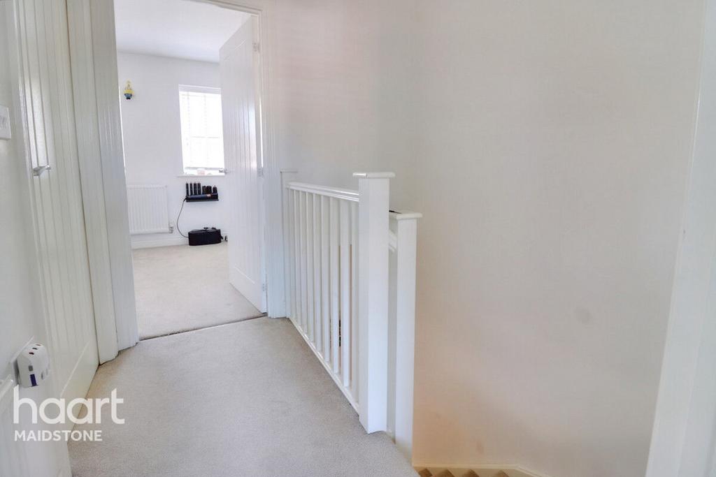Perrin Road, Maidstone 2 bed end of terrace house - £325,000