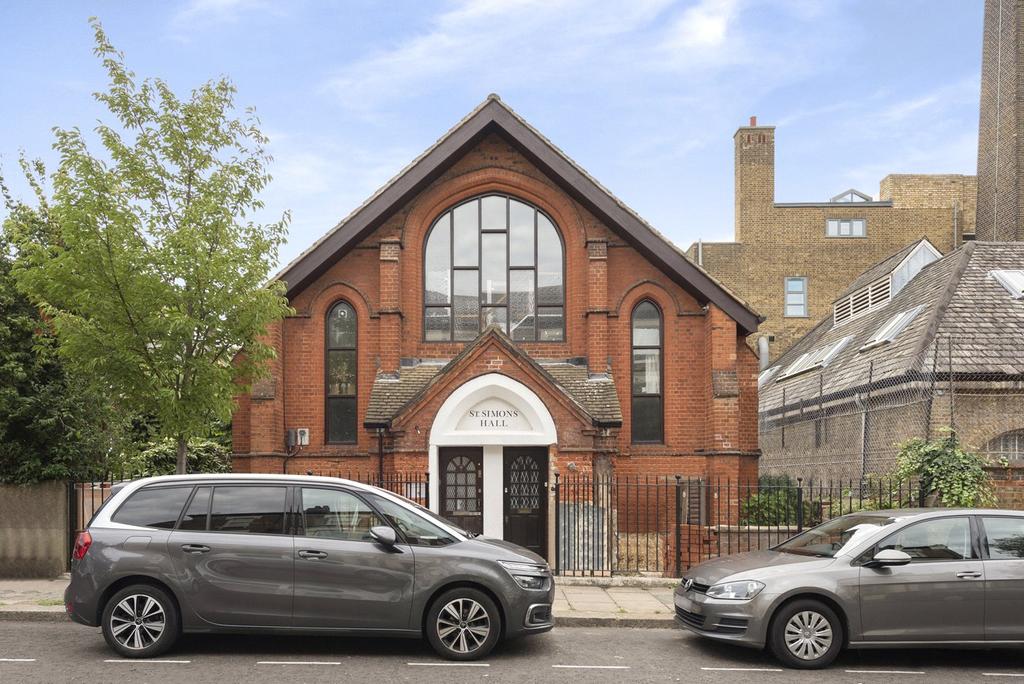 Macroom Road, London 3 bed flat - £850,000
