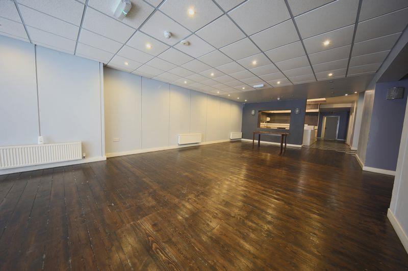 137 The Rock, Bury Retail property (high street) - £300,000