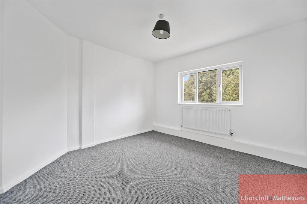 Conduit Way, London 3 bed terraced house - £549,950