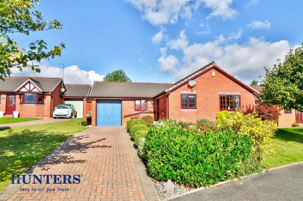 Wheelwright Drive, Smallbridge, OL16 2QQ 3 bed detached bungalow - £260,000