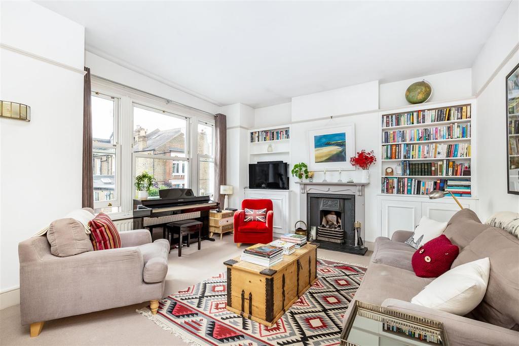 Oakhill Road, Putney 2 bed flat - £725,000