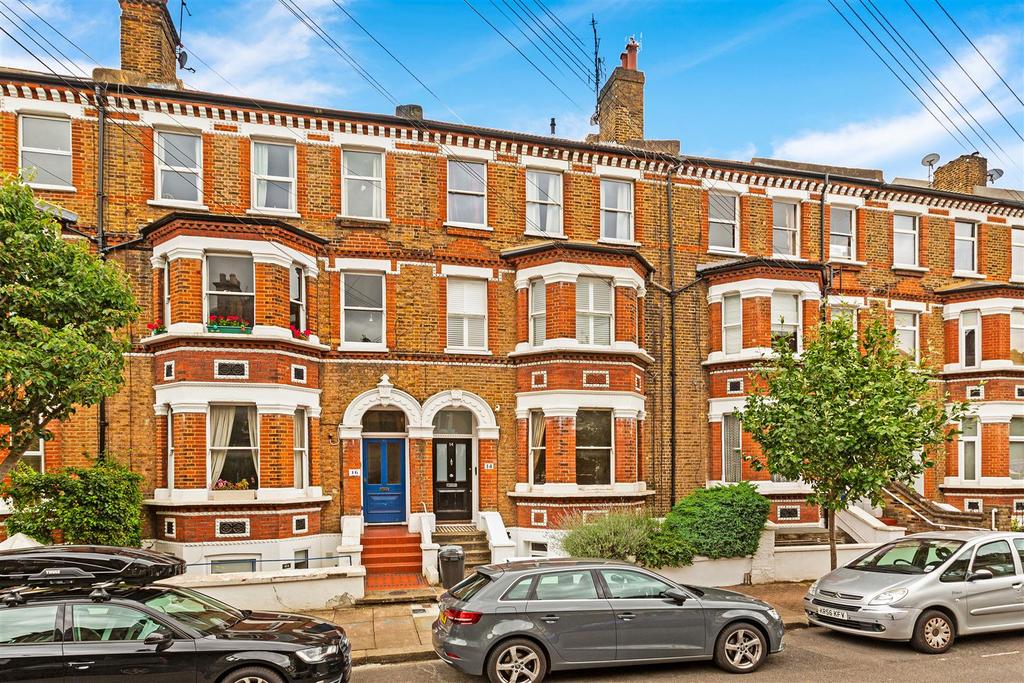 Schubert Road, Putney 2 bed flat - £625,000