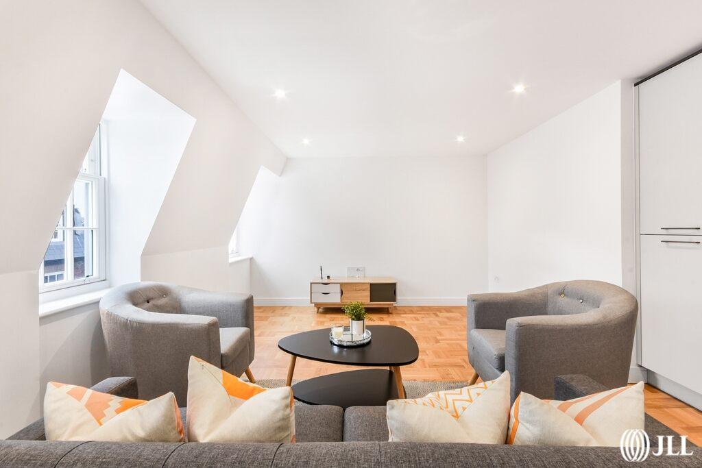 Lisgar Terrace London W14 2 bed apartment - £3,445 pcm (£795 pw)