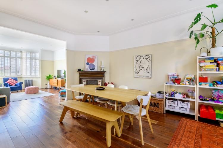 Fitzwarren Gardens Archway N19 4 bed end of terrace house - £4,000 pcm ...
