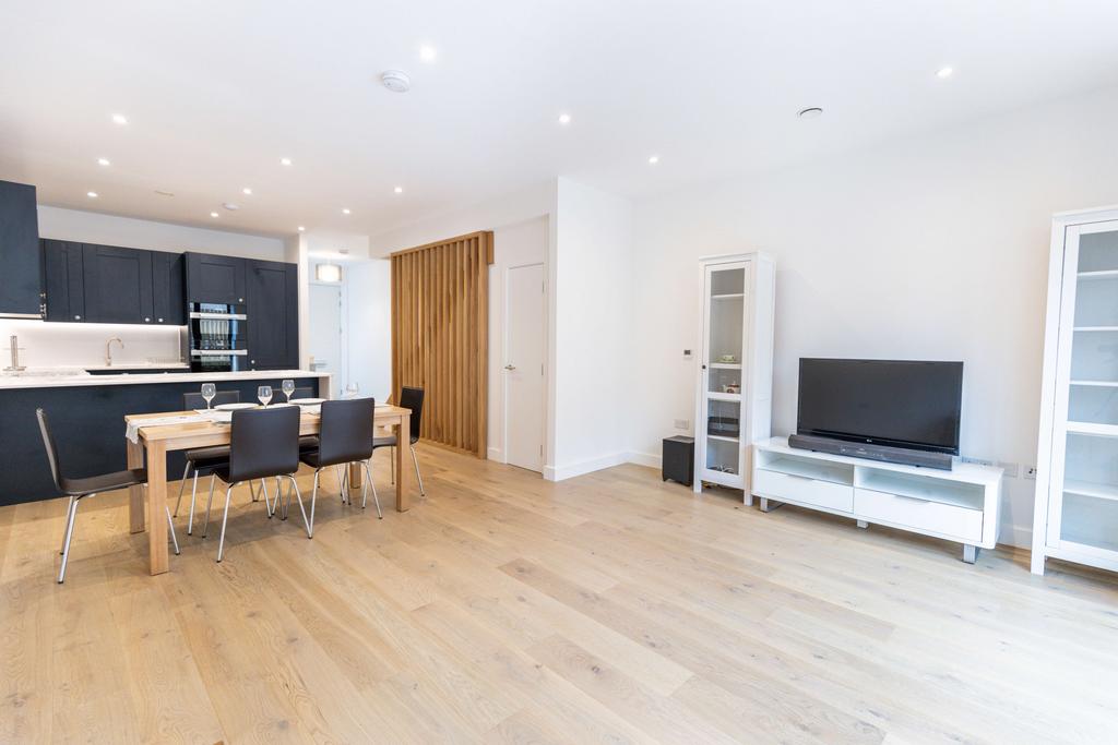 Caird Street, Queens Park Estates, W10 4 bed terraced house - £4,312 ...