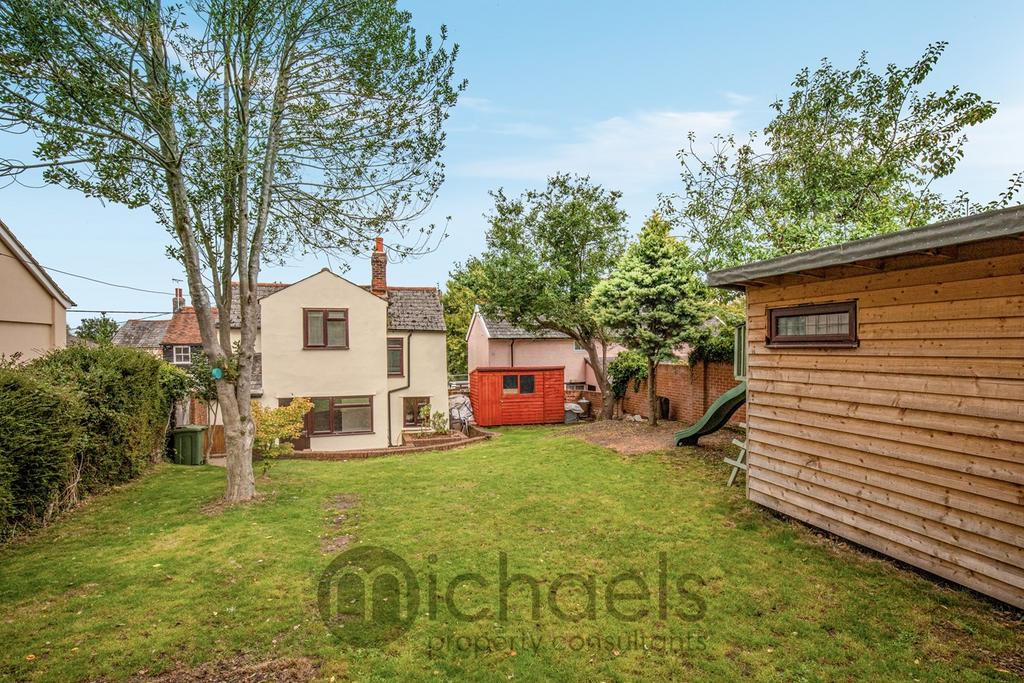 Chapel Hill, Halstead, CO9 3 bed detached house - £330,000