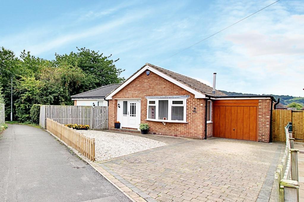 St. Davids Road, Otley, LS21 2 bed detached bungalow - £420,000
