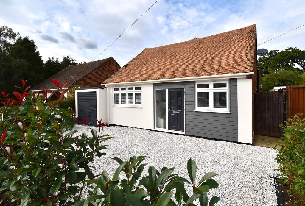 Rusland Avenue Orpington BR6 3 bed detached bungalow - £700,000