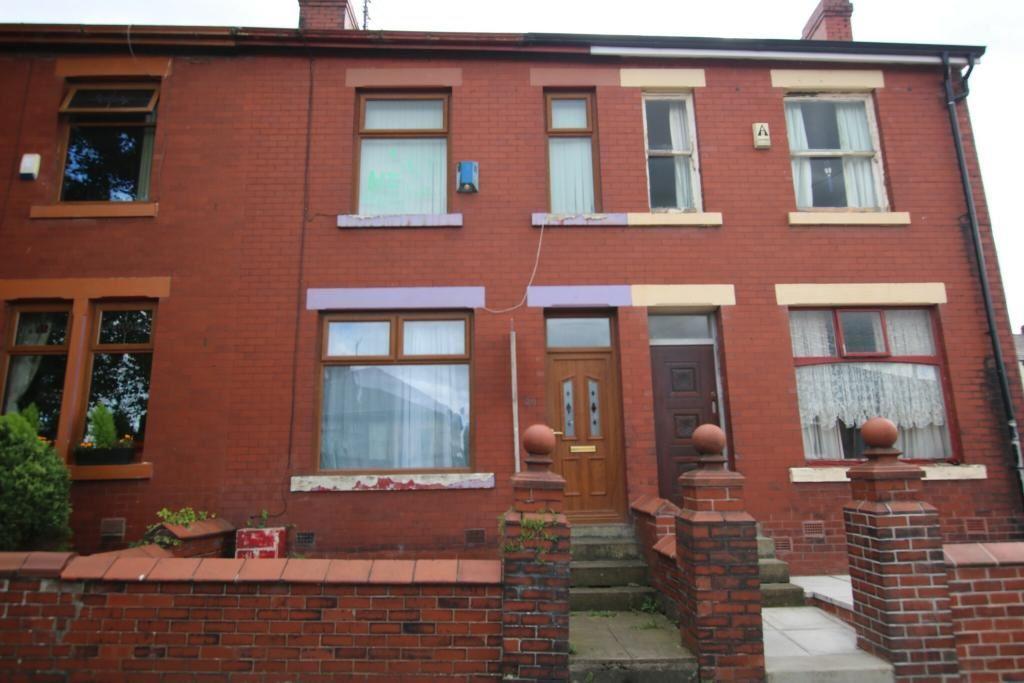 Ronald Street, Intack, Blackburn... 2 bed terraced house - £110,000