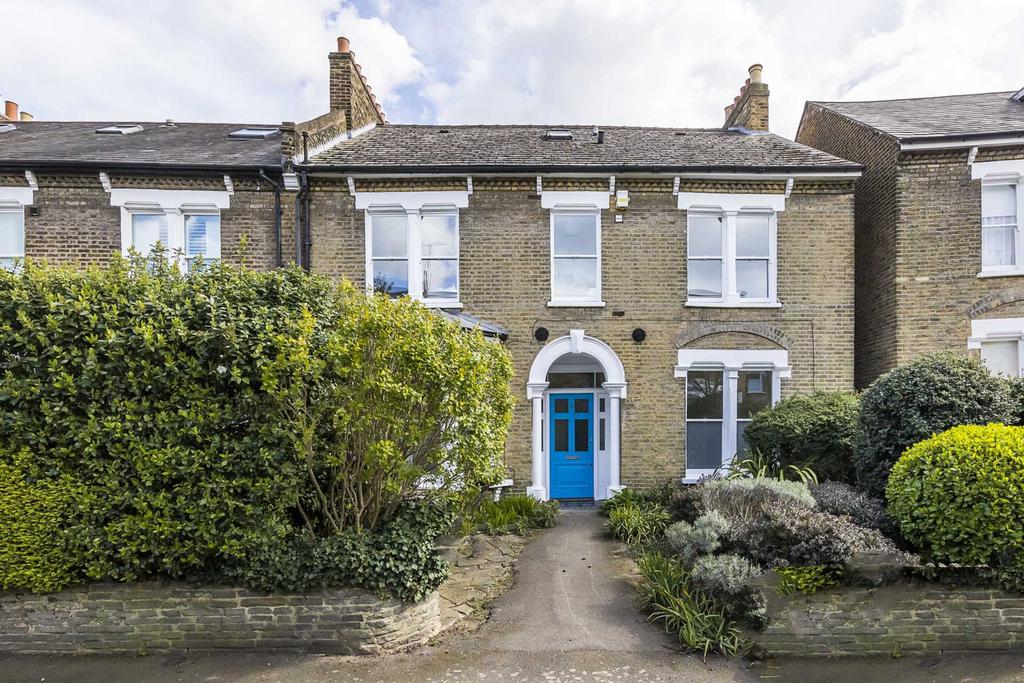 Queen Elizabeth Walk, Stoke Newington, N16 2 bed flat - £2,708 pcm (£ ...