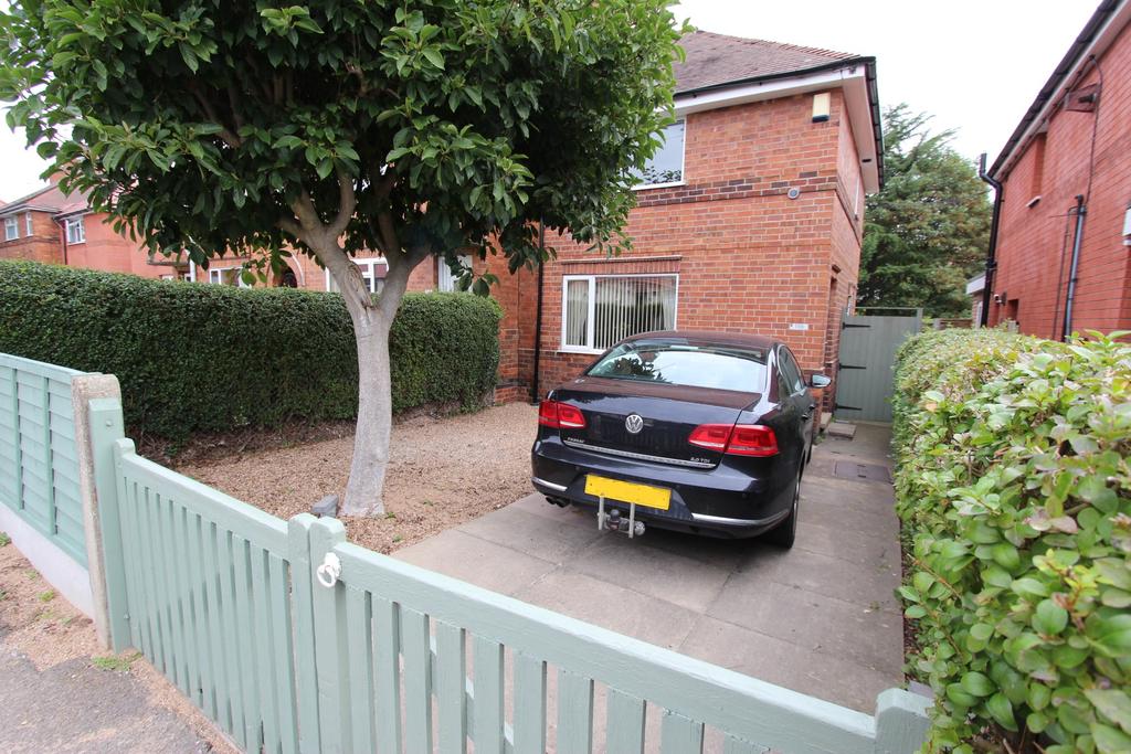 Boundary Road Beeston Ng9 2 Bed End Of Terrace House £215 000