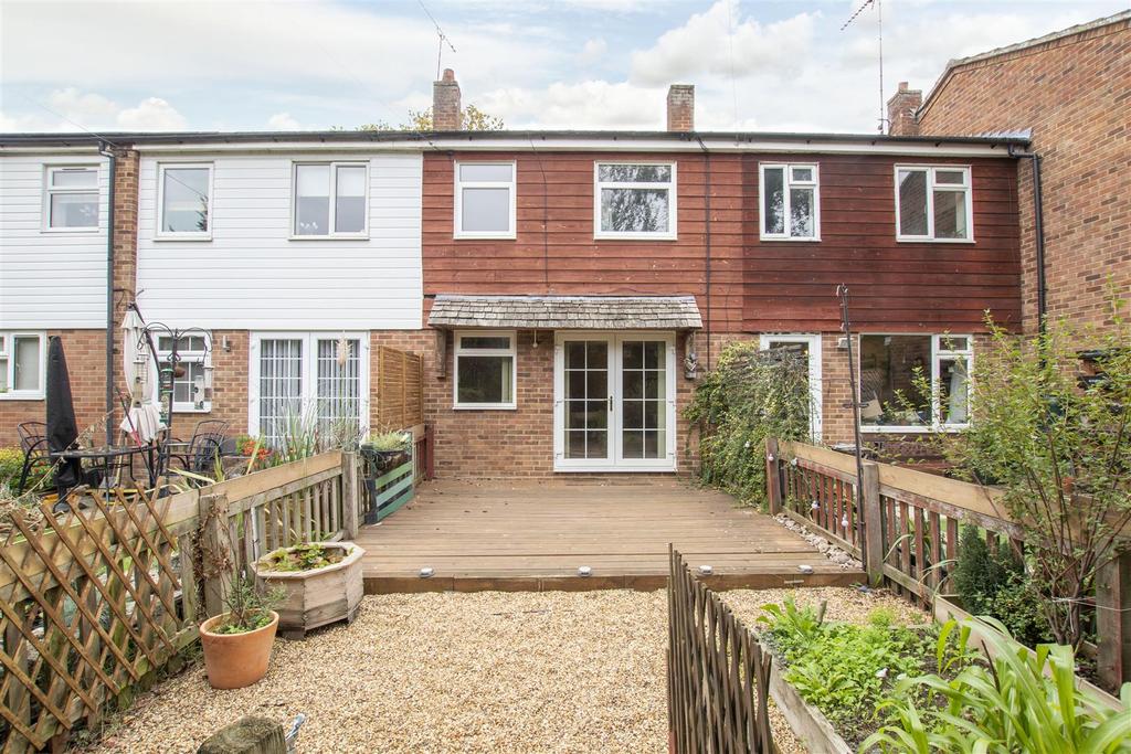Whiteley Close, Dane End, Ware 3 bed terraced house - £275,000