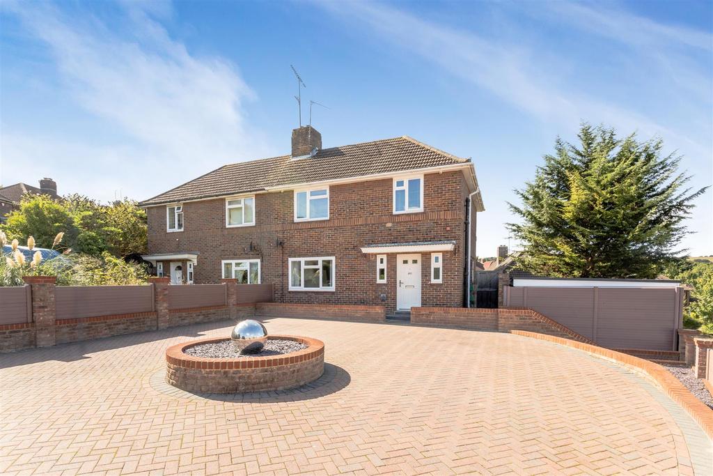 Moulsecoomb Way, Brighton 3 bed semi-detached house - £400,000
