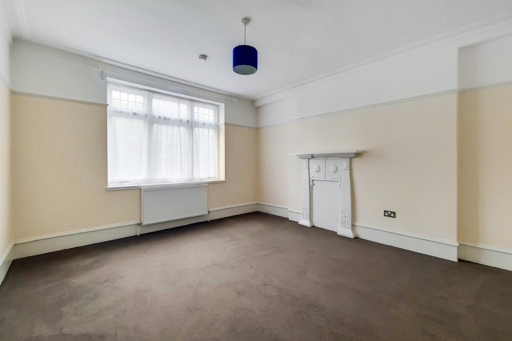 Talgarth Mansions, W14 5 bed flat - £4,333 pcm (£1,000 pw)