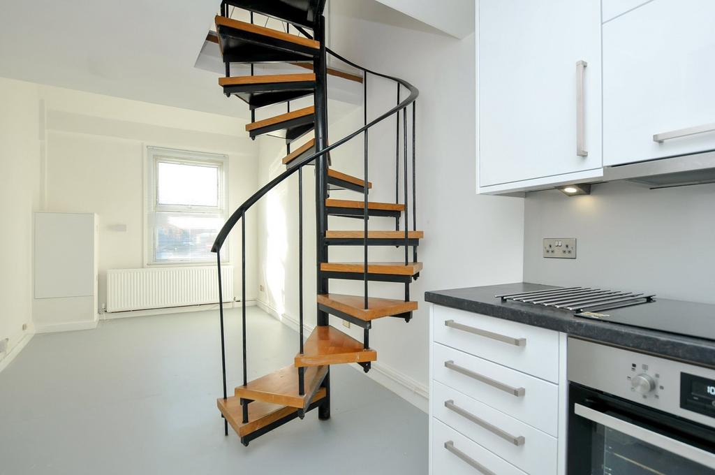 Kenworthy Road, Hackney, London, E9 1 bed apartment - £2,300 pcm (£531 pw)