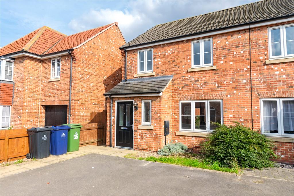 Fenwick Road, Scartho Top, Grimsby... 3 bed semi-detached house to rent ...