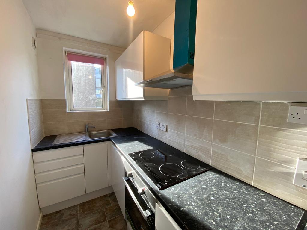 Stanwell, TW19 Studio - £800 pcm (£185 pw)