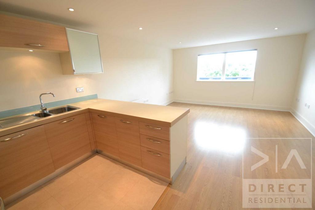 Church Street, Epsom KT17 2 bed apartment - £1,625 pcm (£375 pw)
