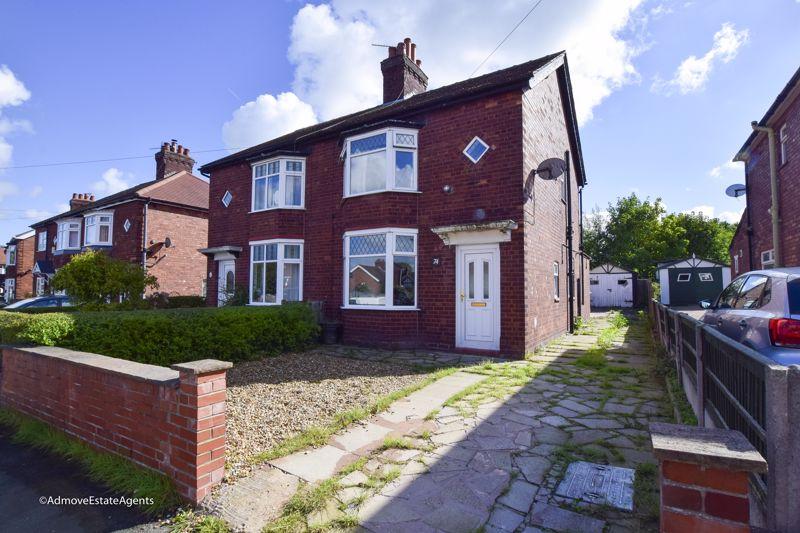 Westlands Road, Middlewich, CW10 2 bed semi-detached house - £185,000