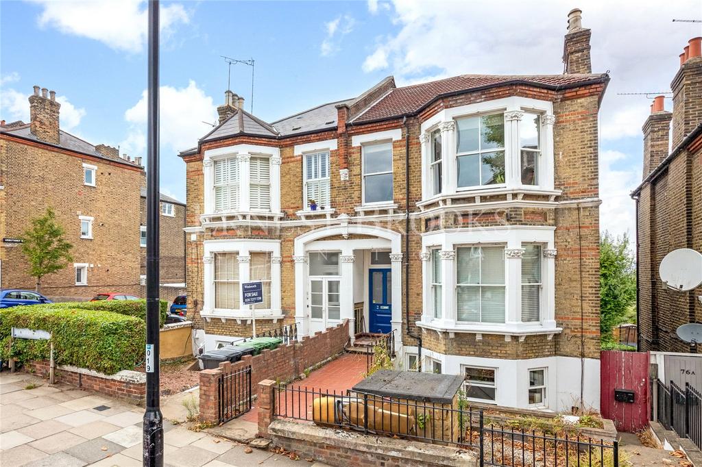 Jerningham Road, New Cross, SE14 3 bed apartment - £2,400 pcm (£554 pw)