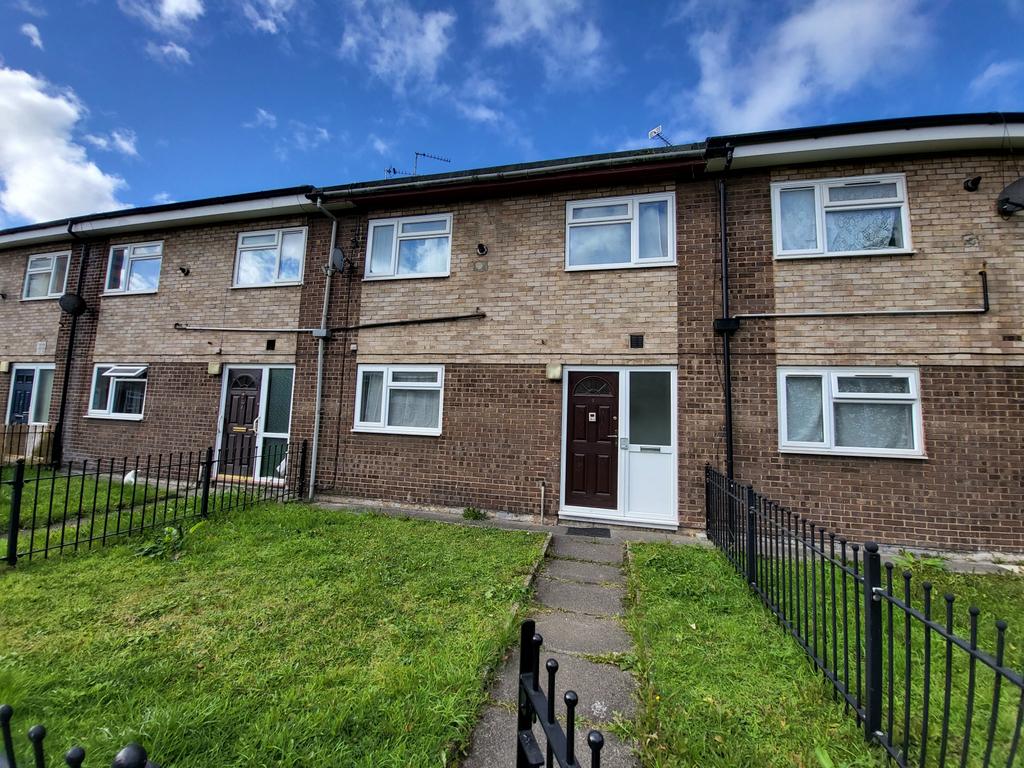 Lingmoor Walk, Hulme, Manchester. M15 6EN 4 bed terraced house to rent ...