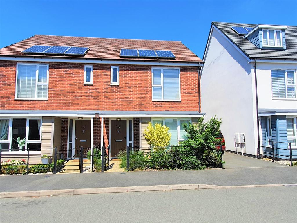 Buckthorn Road, Coalville, LE67 3 bed semi-detached house - £240,000
