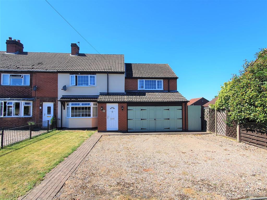 The Moorlands, Coleorton, LE67 4 bed semi-detached house - £260,000