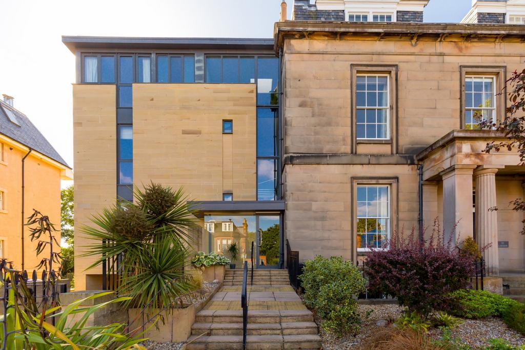 33.1 Inverleith Place, Inverleith... 2 bed apartment - £875,000