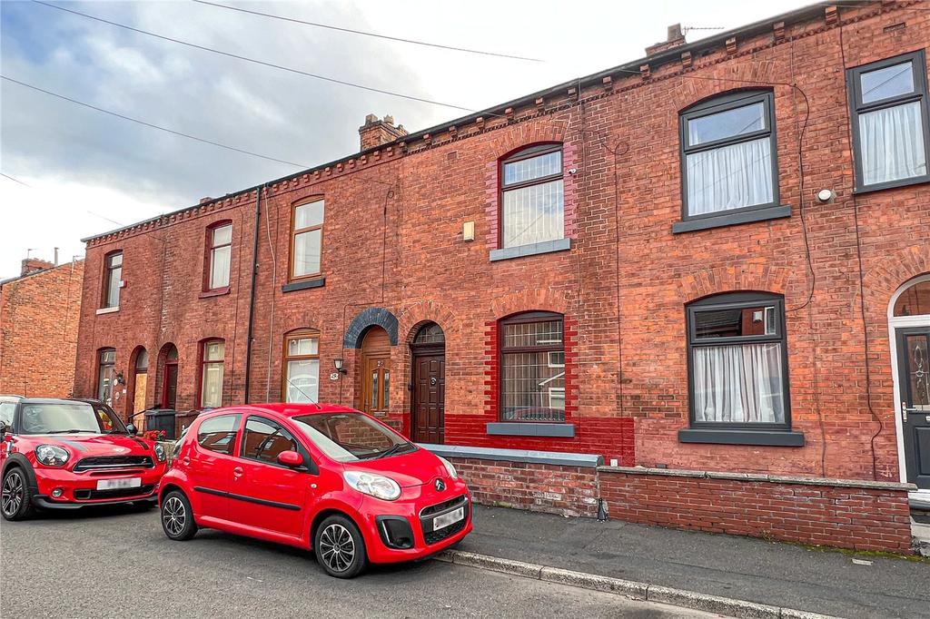 Aldred Street, Failsworth... 2 bed terraced house - £130,000