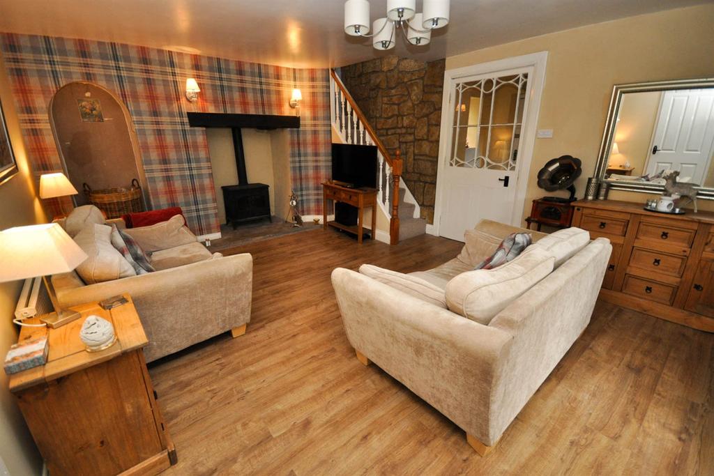 Front Street, Whitburn 1 bed cottage for sale - £249,950