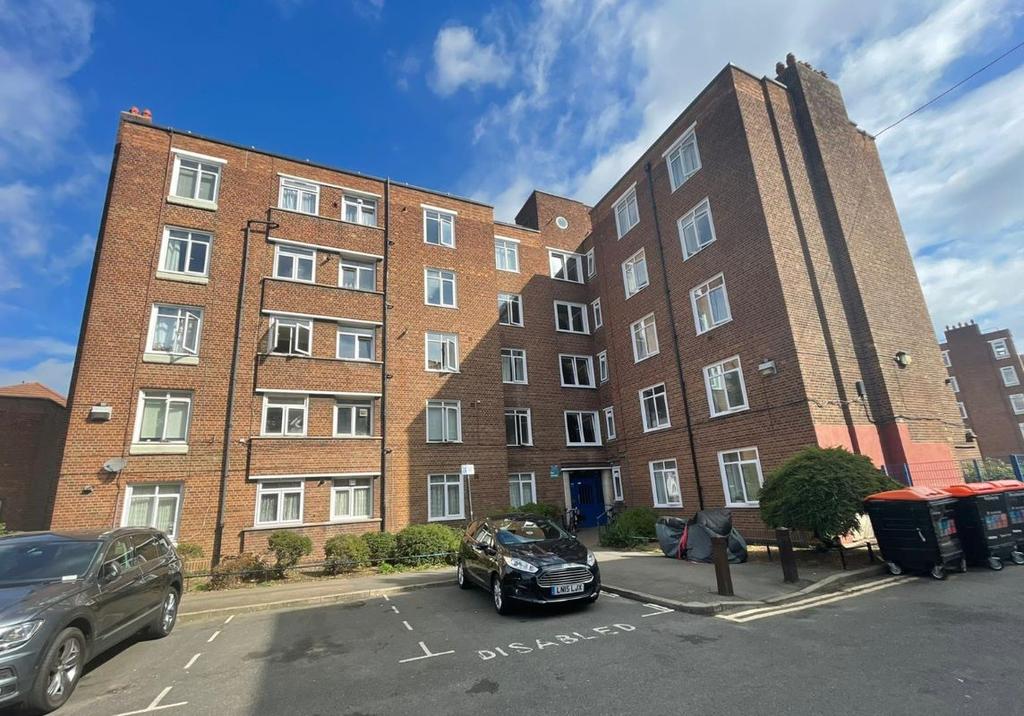 Flat 229 Banister House, Homerton... 1 bed flat - £200,000