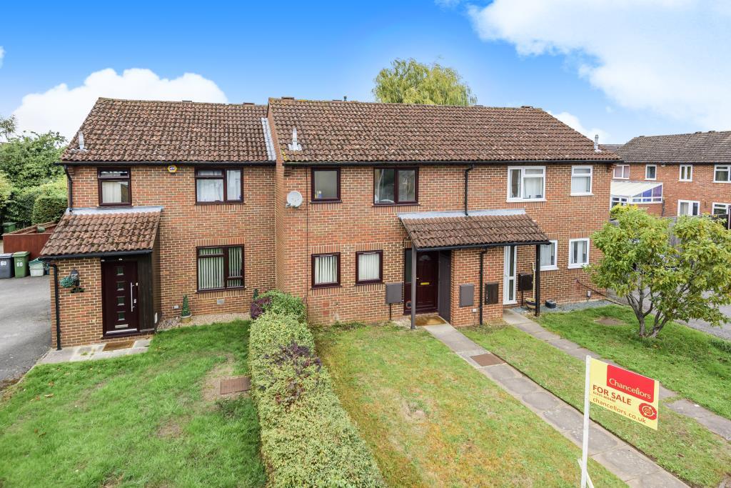Thatcham, RG19, RG19 3 bed terraced house - £300,000
