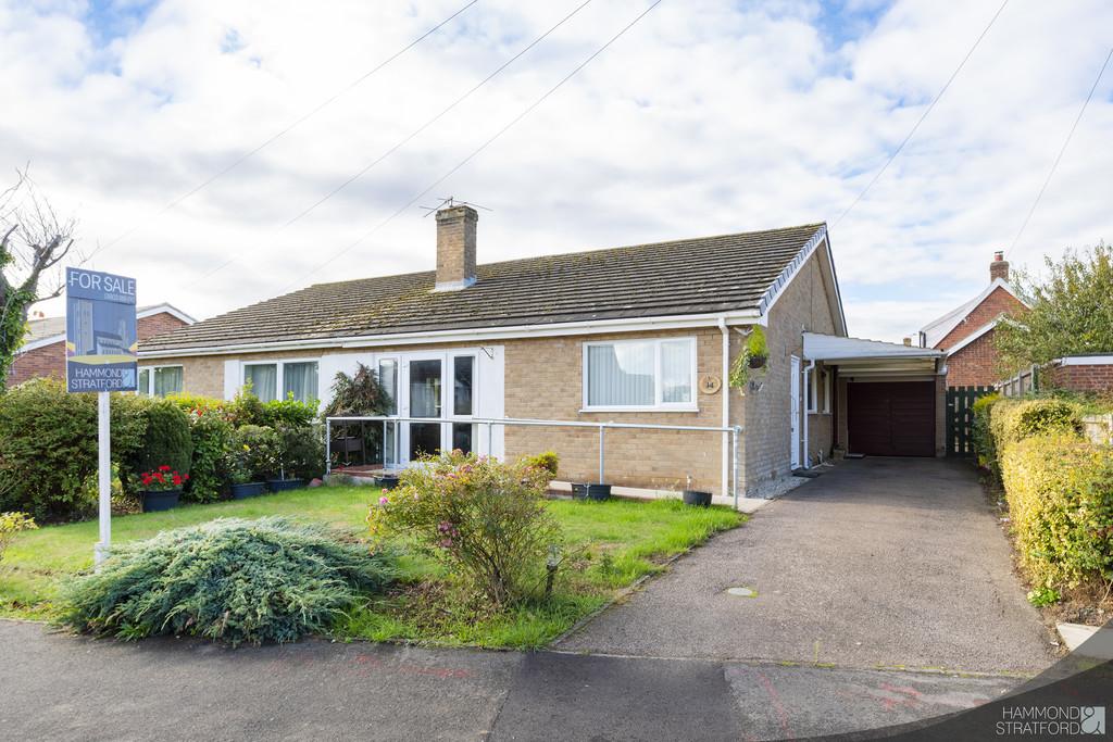 Park Drive, Hethersett 2 bed semi-detached bungalow - £280,000