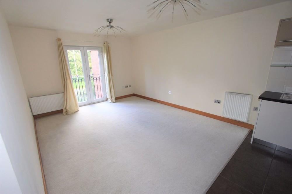 Mellish Road, Walsall, WS4 2EB 2 bed property - £825 pcm (£190 pw)