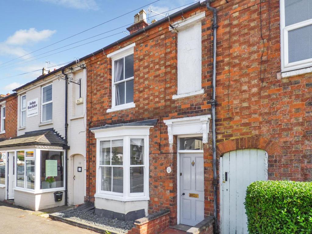 Evesham Road, Stratford-upon-Avon 2 bed terraced house - £295,000