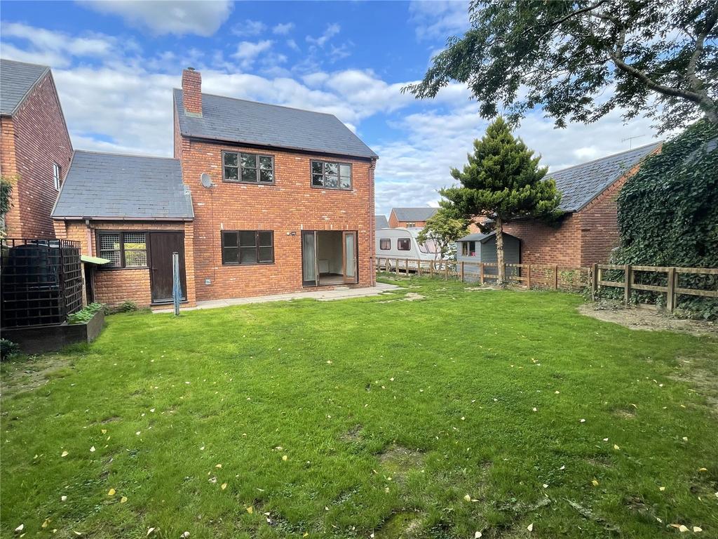 Cae Dafydd, Meifod, Powys, SY22 3 bed detached house for sale - £250,000