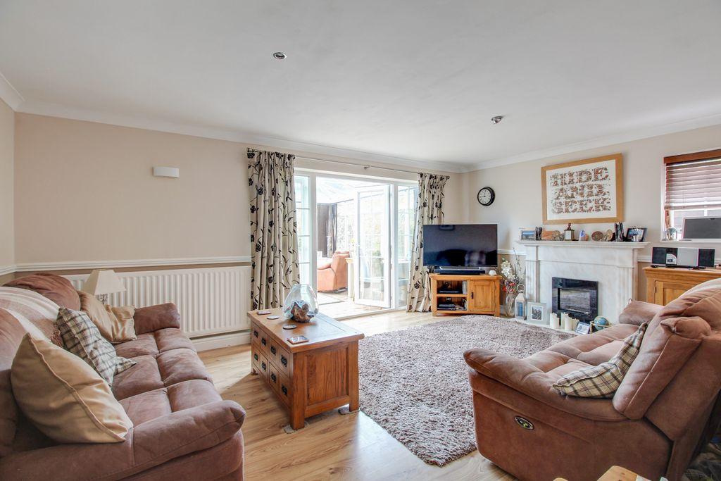 Cotefield Drive, Leighton Buzzard LU7... 4 bed detached house - £660,000