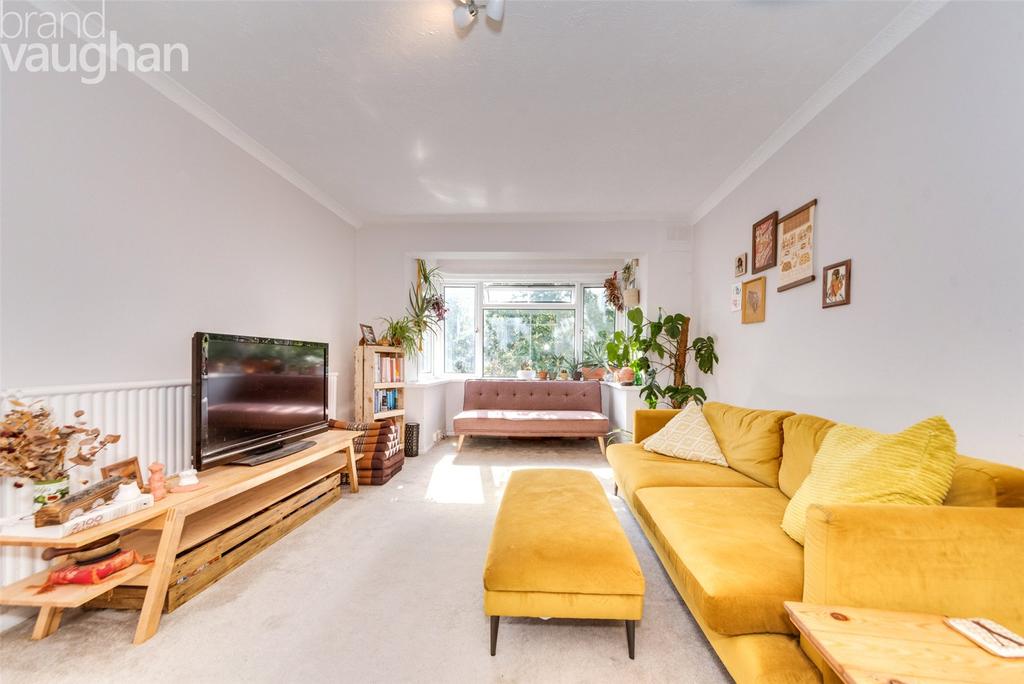 Kingsmere, London Road, Brighton, BN1 1 bed flat - £230,000